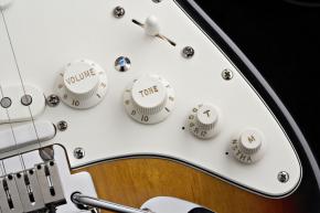 Stratosphere – Fender Standard Roland Ready Stratocaster – Gear Vault